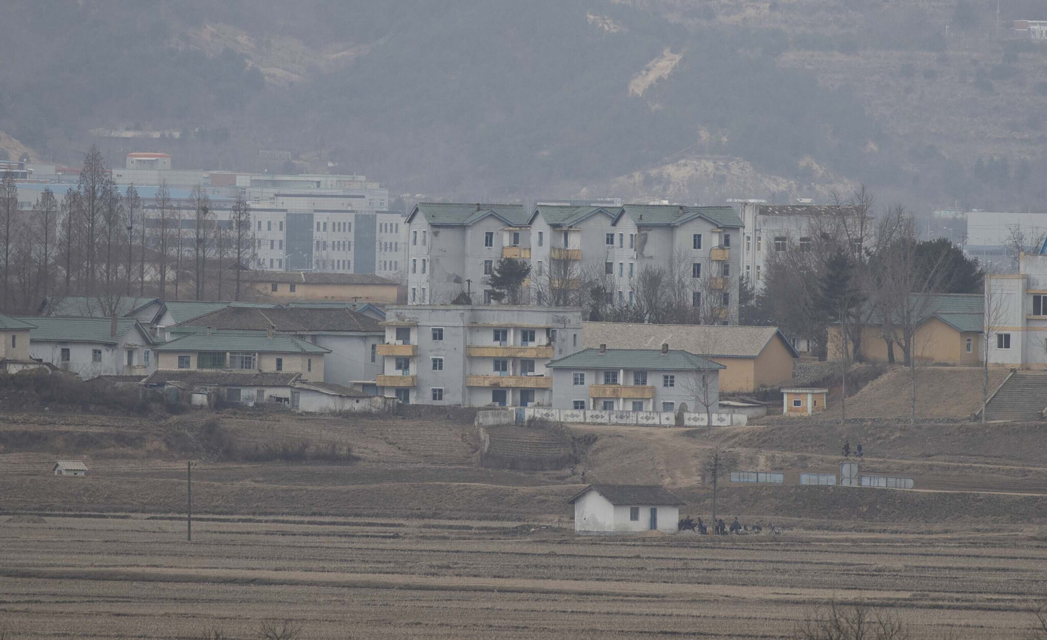 Korea, Pyongyang accuses: "Seoul fired warning shots at the border ...